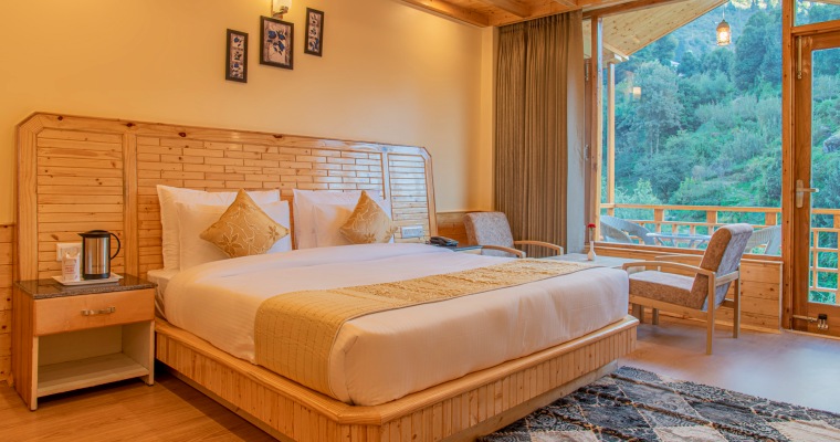 Luxury Room at Hotel Indrasan Manali, Luxury Hotel in Manali.
